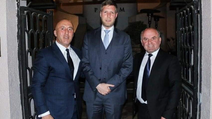 Kryetari i PLL z. Shpëtim AXHAMI URON FESTËN E PAVARËSISË SË KOSOVËS.